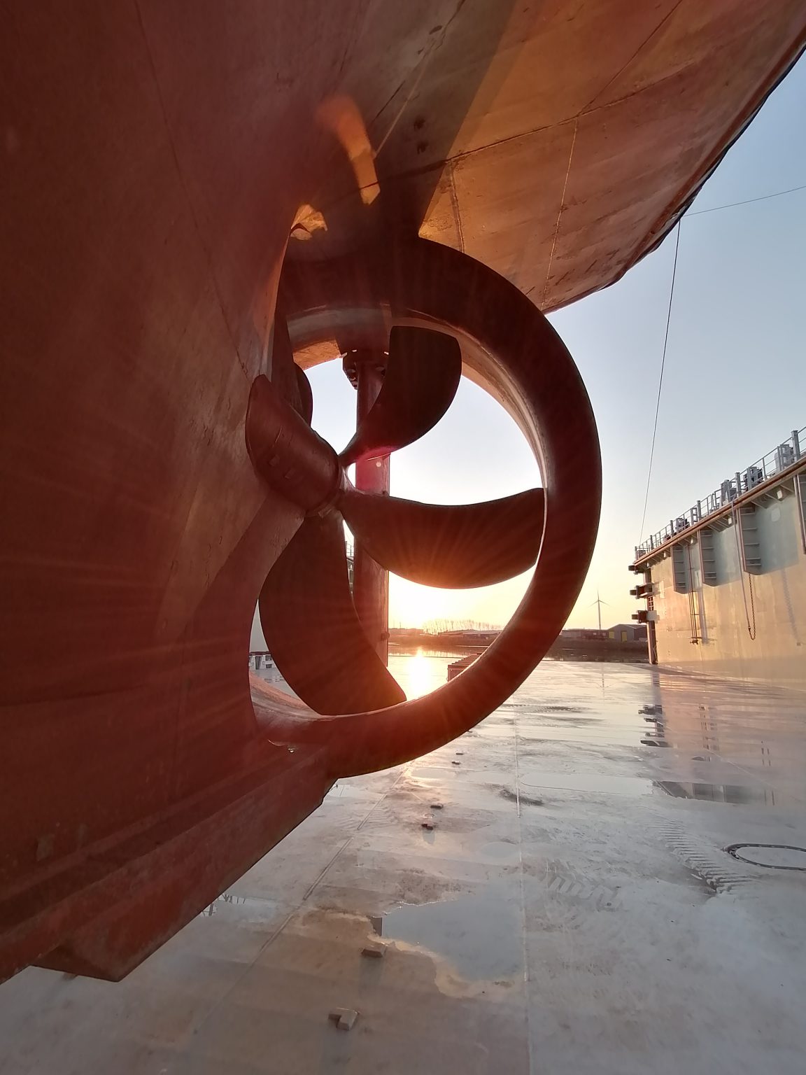 Ship repair, ship refit and welding constructions offshore